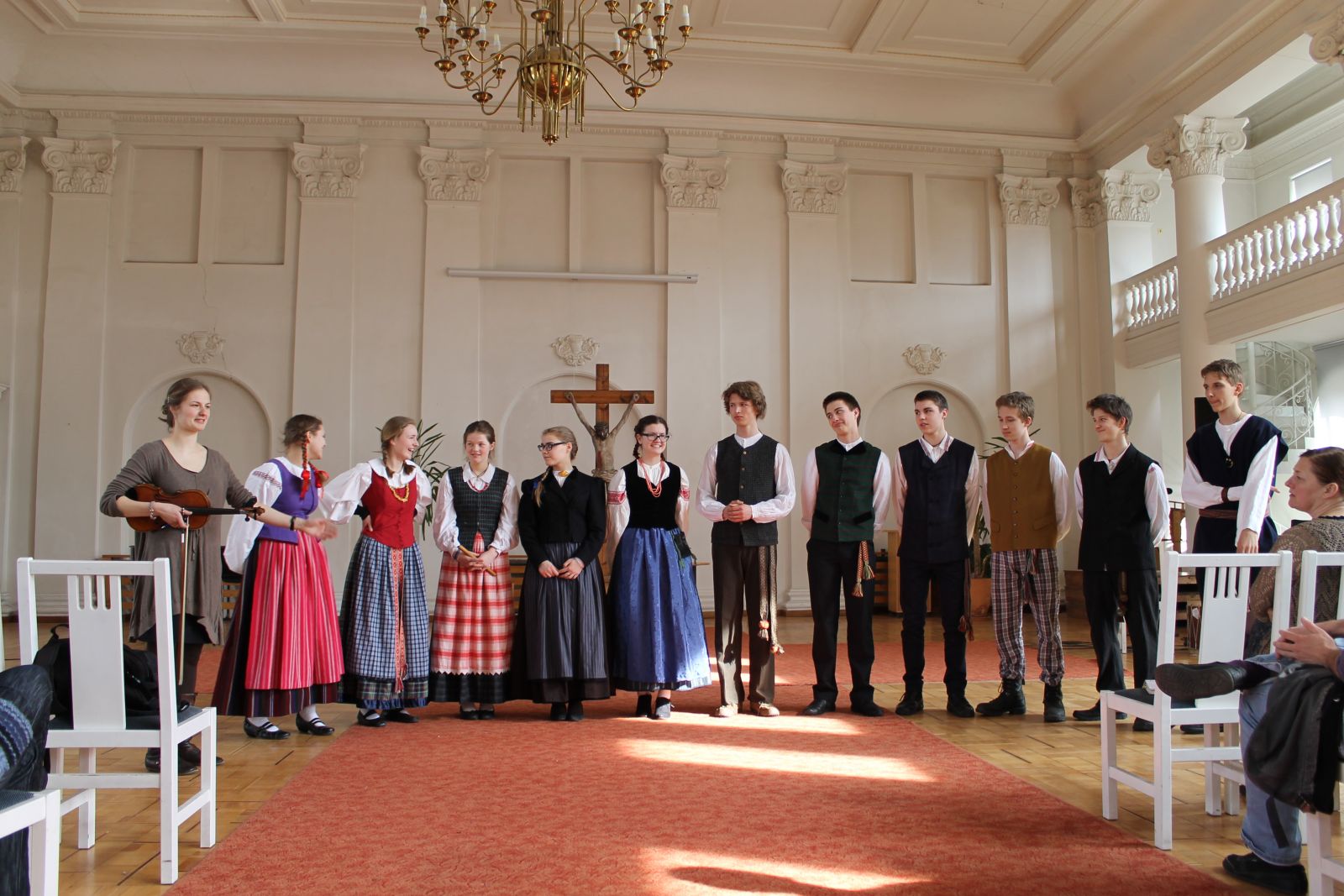 Imigrantai ir EST savanoriai domėjosi lietuvių folkloru