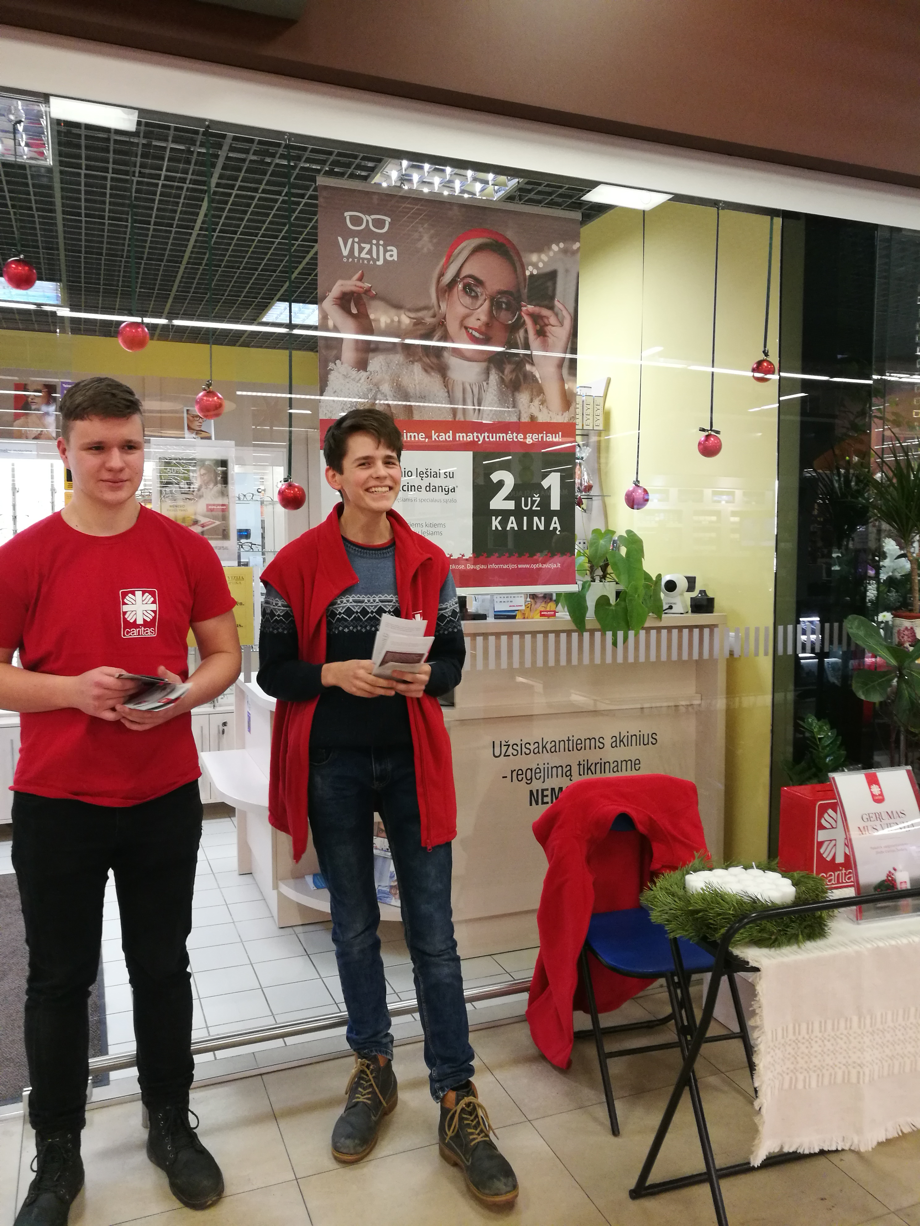 Caritas vilties ir rūpesčio kitu simbolis apkeliavo Lietuvą